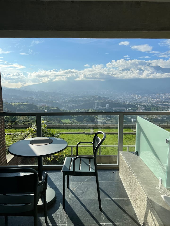 Diseño Y Vista En Alto Hatillo - Caracas