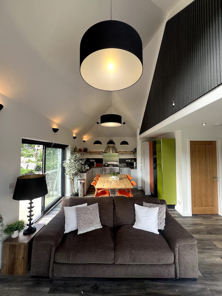 Bright And Spacious 4-bed Flat - Edimburgo