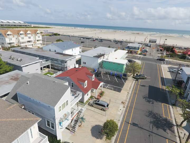 * Oceanside Bungalow * - Wildwood, NJ