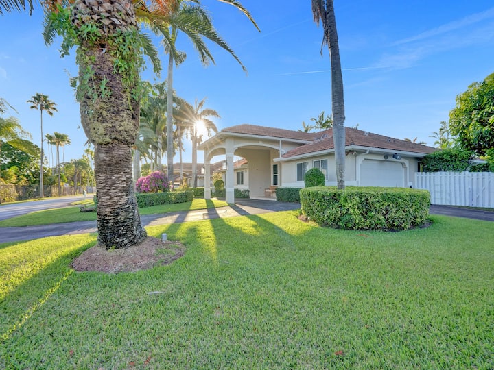 Casa Fina Miami Near Beaches - Palmetto Bay, FL