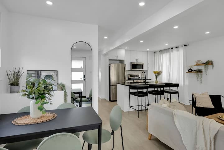 Luxury Upper House 2br Near Downtown Free Parking - Ottawa