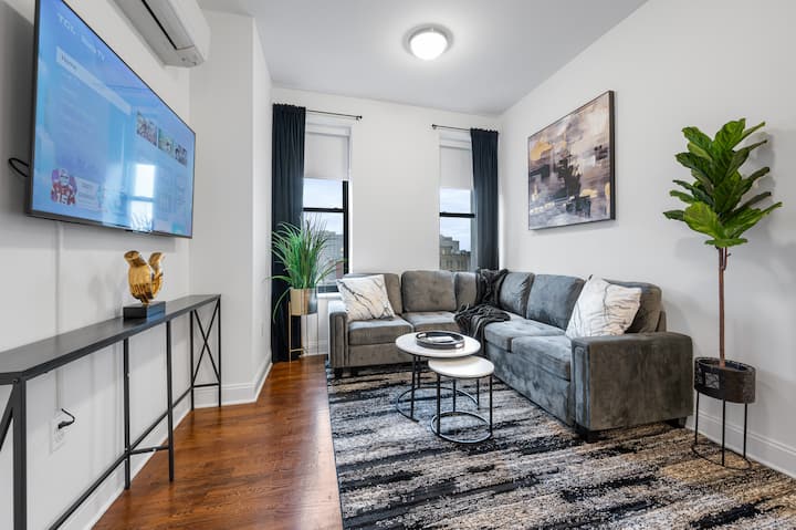 Downtown Newark 2br Retreat - Newark, NJ