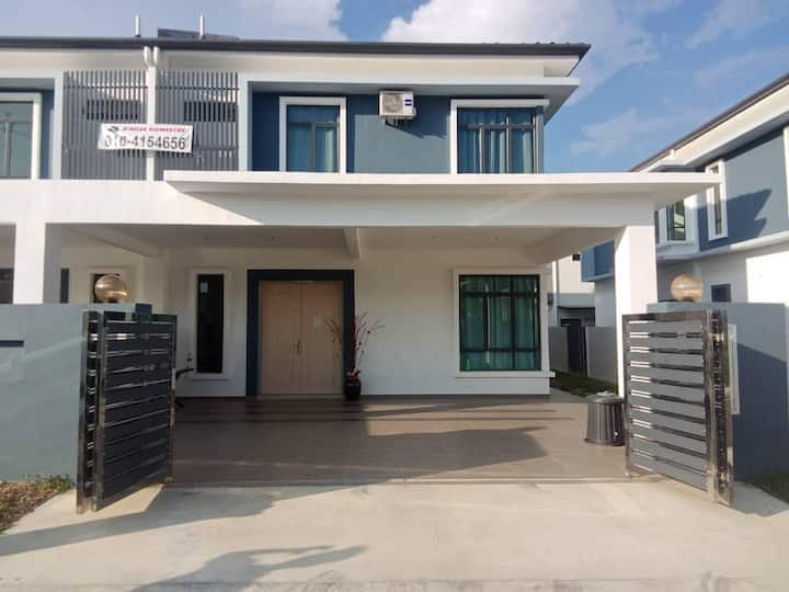 Urban Comfort @ D'rose - Kluang