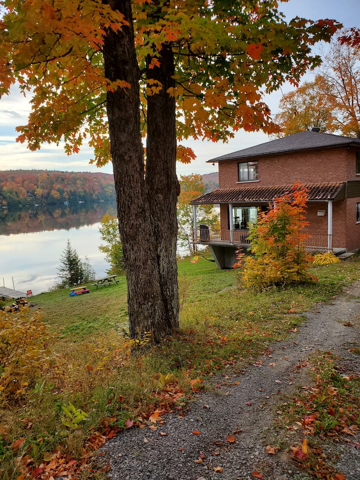 Chalet Rustique Au Bord De L'eau - Saint-Hippolyte