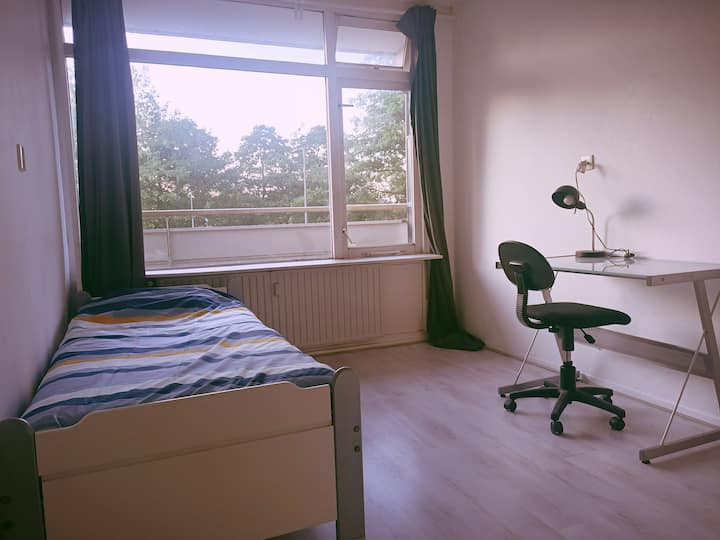 Groot Appartement 4 Slaapkamers - Róterdam