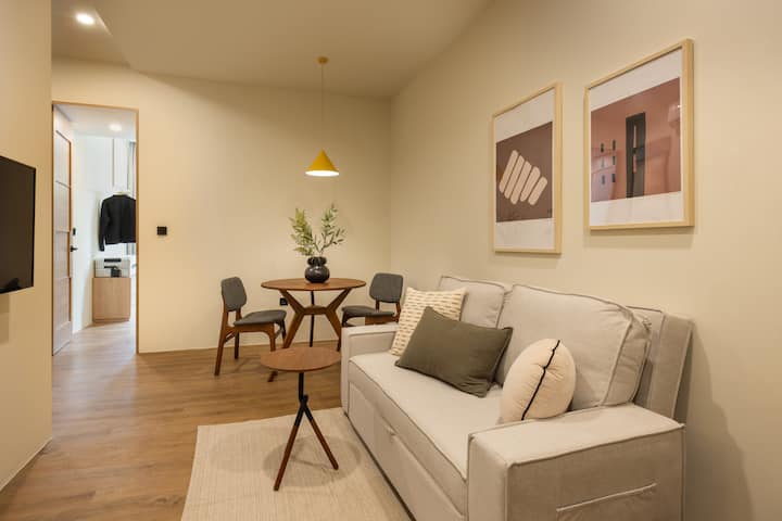 Alma House, Two Bedroom Executive Suite - Singapore