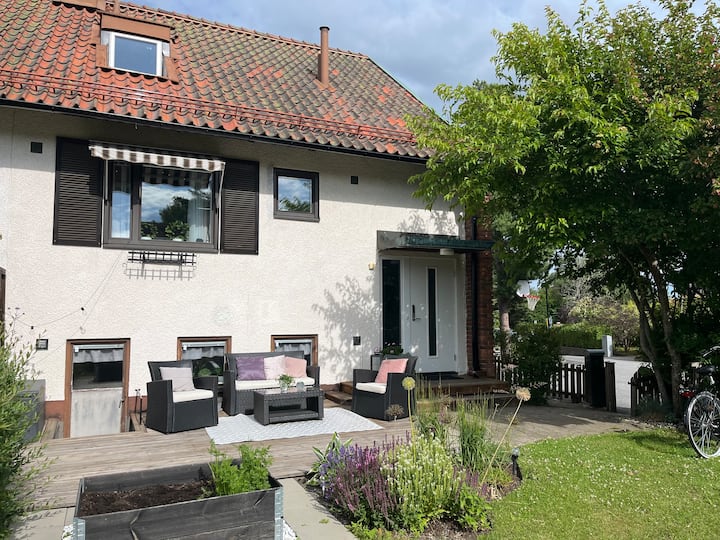 Familjevänligt Vackert Hus Nära Stockholm City - Stockholm