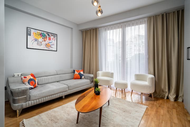 Design Apartment Near Taksim Square With Park View - Istanbul