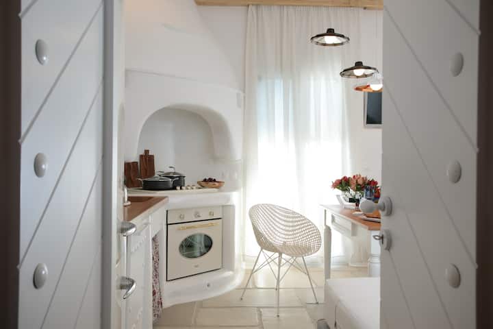 Superior Spa Suite With Hot Tub - Naxos