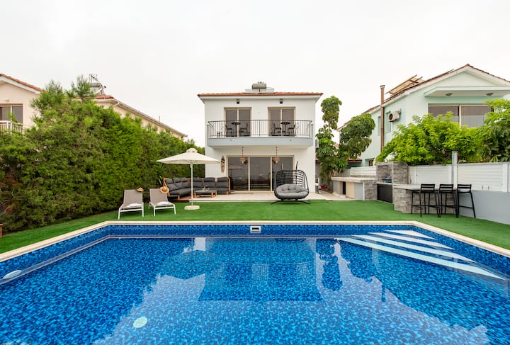 Telmar Royal Villa With Private Pool - Zypern