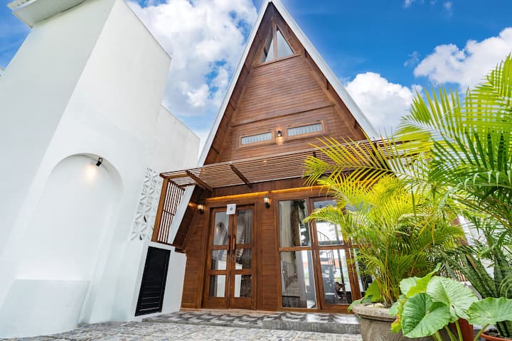 Alamora Villa ~ New Stylish 1br Villa, Canggu - Bali