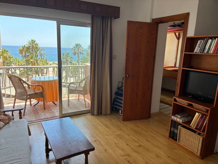 Charming Apartment By The Ocean - Almuñécar