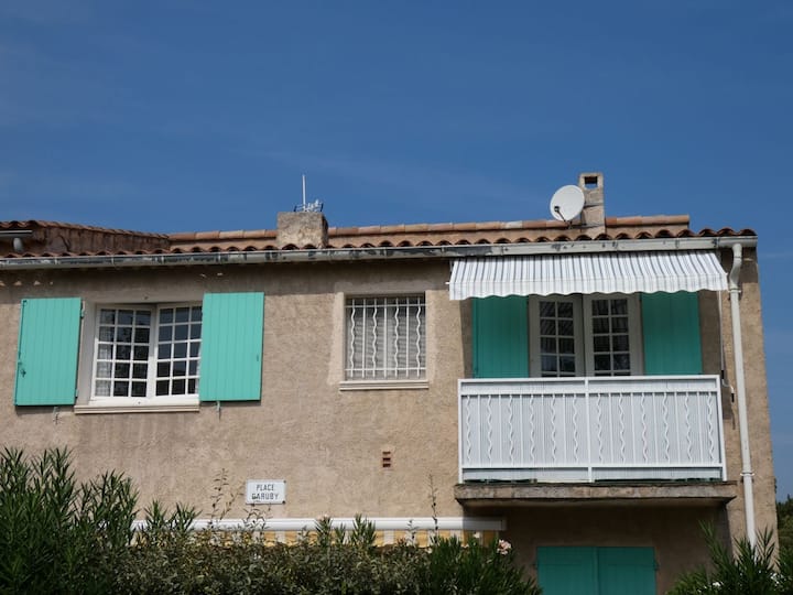 Appartement Au Cœur Du Village. - Bauduen