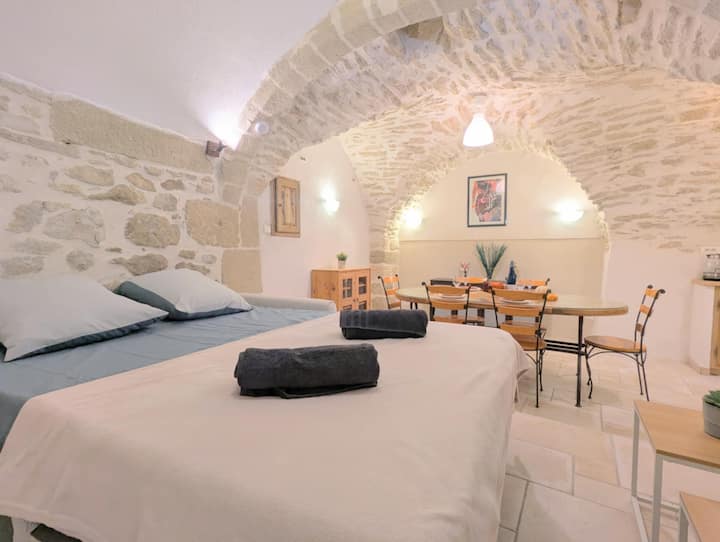 Le Mistral - Wifi | Tv | 4 Pers | Pont Du Gard - Remoulins