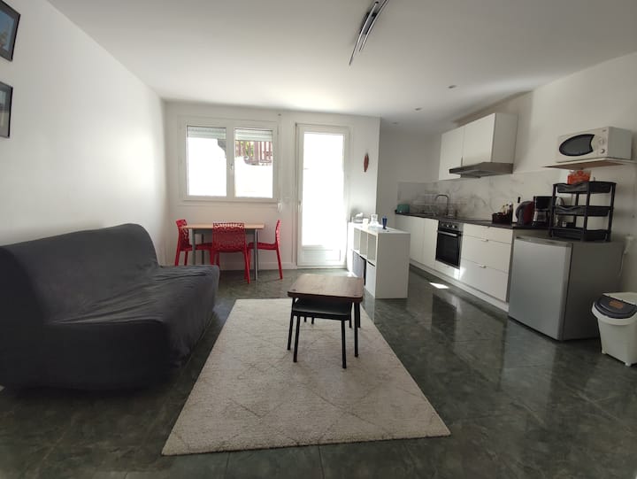 Appartement 2 Pièces, Calme - Alfortville