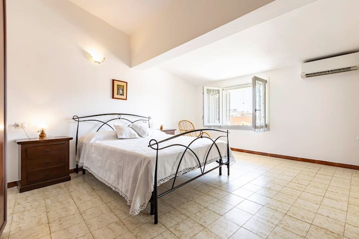 Guesthost - Casa Suentu - Muravera