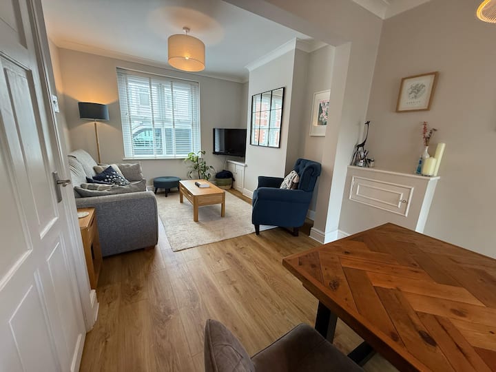 Stylish Canton House W/garden & Easy City Access -