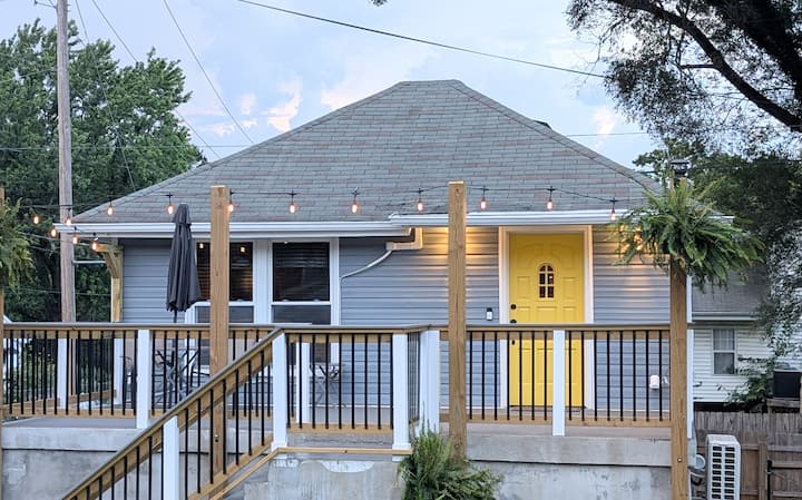 Cottage With Fence, Laundry, Kitchen - Roanoke, VA