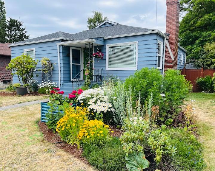 Proctor Gem / Walk To Ups - Tacoma, WA