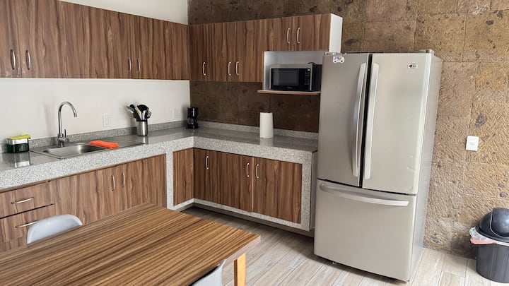 Cómodo Departamento Para 12 En Prados Providencia - Guadalajara