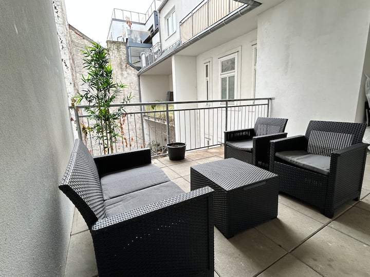 Balcony | Central | Parking - Vienne