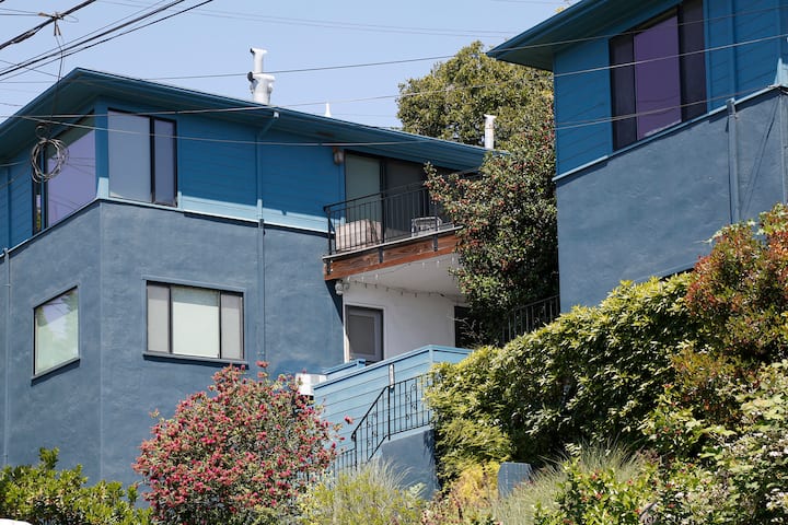 1br | 1ba W/ Iconic Bay Views - Piedmont, CA