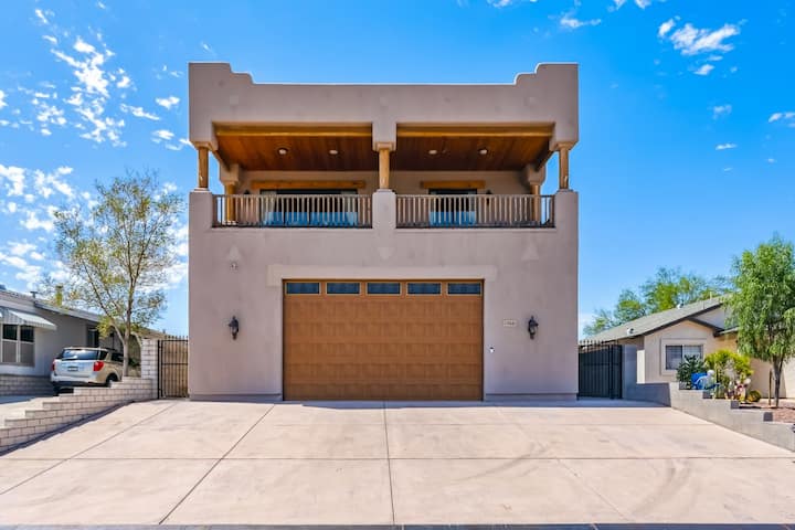 Near Rotary Park | Game Room | Garage | River View - 拉芙琳