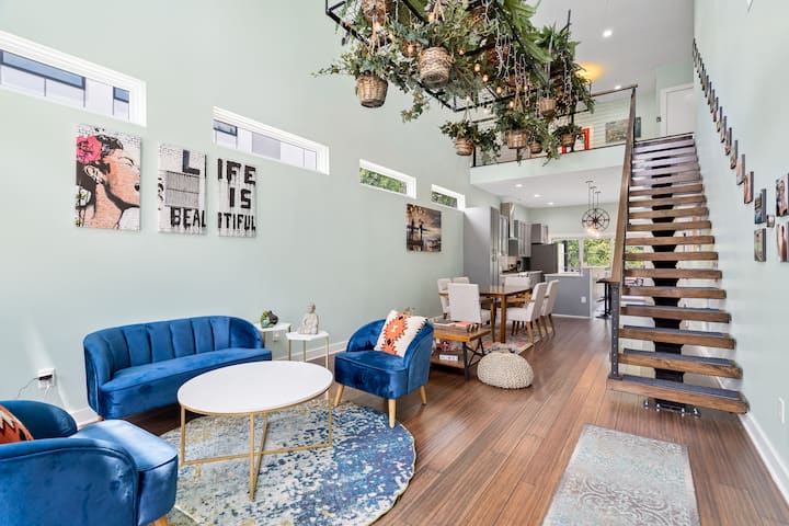 The Exquisite Downtown Retreat - Durham, NC