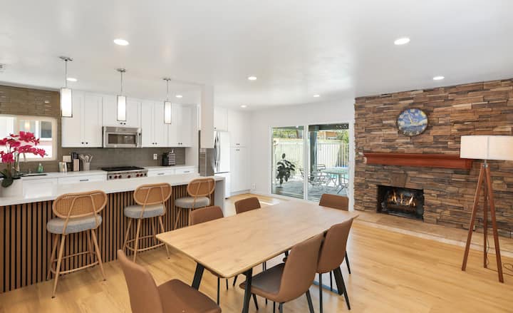 Home Near Knott’s And Disneyland With Pool - Buena Park, CA