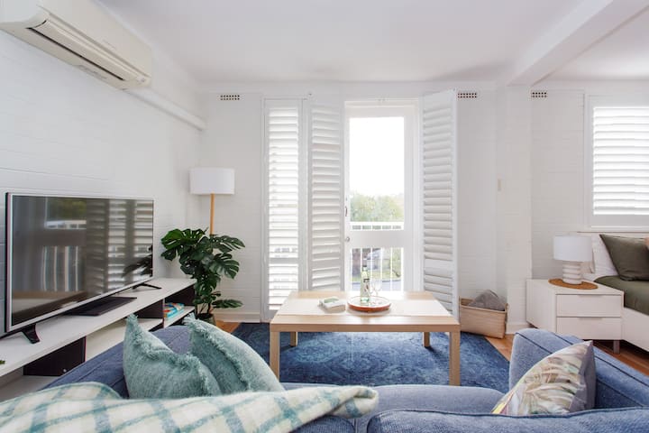 Elevated Escape Mt Lawley, Walk To Cafés, Parking - Belmont