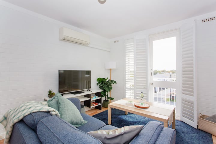 Elevated Escape Mt Lawley, Walk To Cafés, Parking - Perth