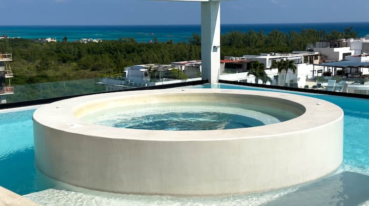Romantic Getaway, Private Pool, 3 Blocks To Beach - Playa del Carmen