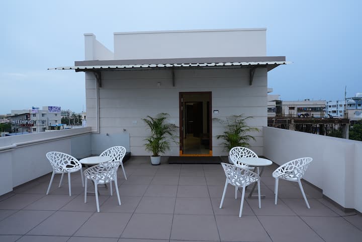 Penthouse 1bhk | Fully Furnished - Rajahmundry