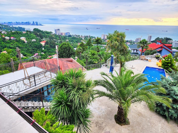 Tsira Villa With Pool Batumi 3nd Floor 4 Bedrooms - Georgia