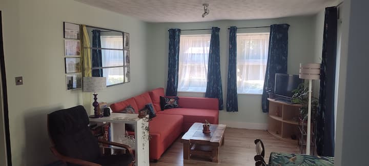 One-bedroom, Ground-floor Flat With Office Room - St Albans