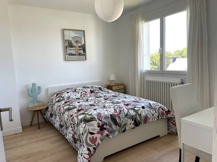 Maison Dans Un Quartier Calme - Quimper