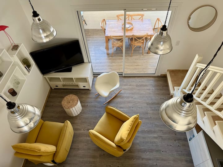 Duplex Lumineux Rénové Standing Climatisé Confort - Plage de Saintes-Maries-de-la-Mer