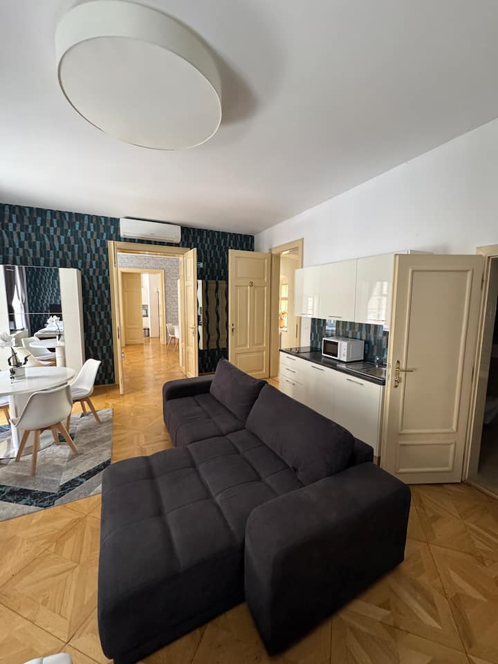 Join The Comunity Apt Old Town - Bratislava
