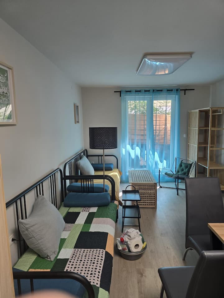 Apt For 9 * 2 Baths * Near Beach - Vir