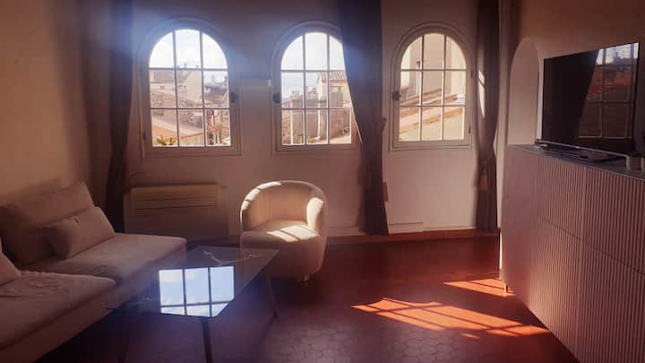 Appartement Romantique à 2 Min Du Port De Cannes - Cannes