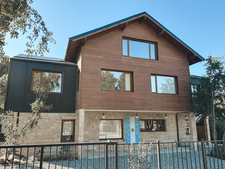 Cama En Habitación Compartida De 4 Pax - San Carlos de Bariloche