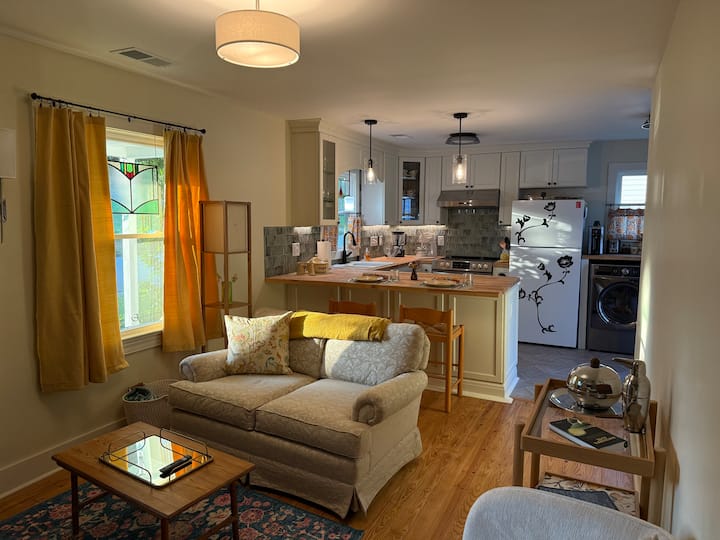 Newly Renovated In Clayton Historic District - Clayton, NC