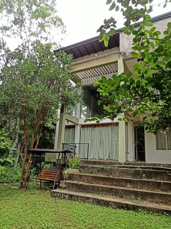 Forest Edge Eco Lodge - Kandy