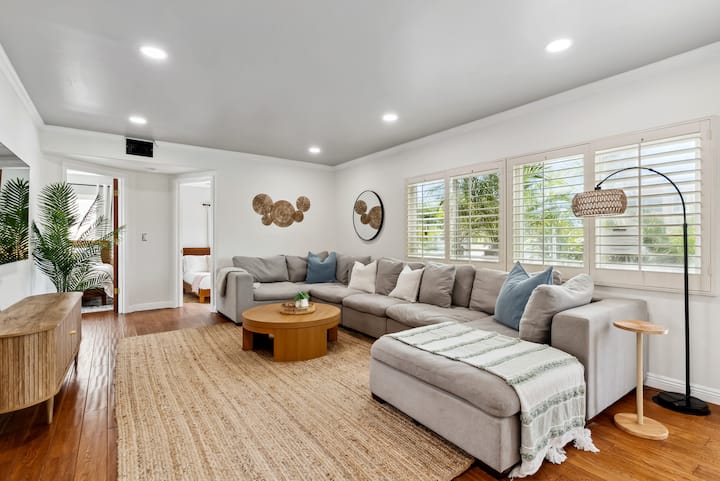 The Point By Coastline Vacation Rentals - San Diego, CA