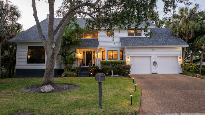 The Bayside Villa - Bradenton, FL