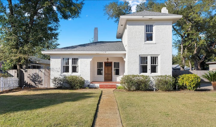 Charming Cove 2br - Close To Downtown & Hospitals - Panama City, FL