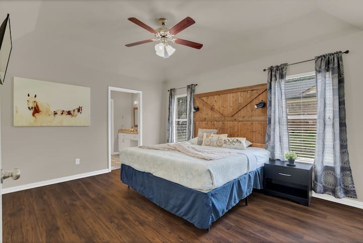 Wildflower Retreat King Bed Home Flower Mound - 플라워 마운드