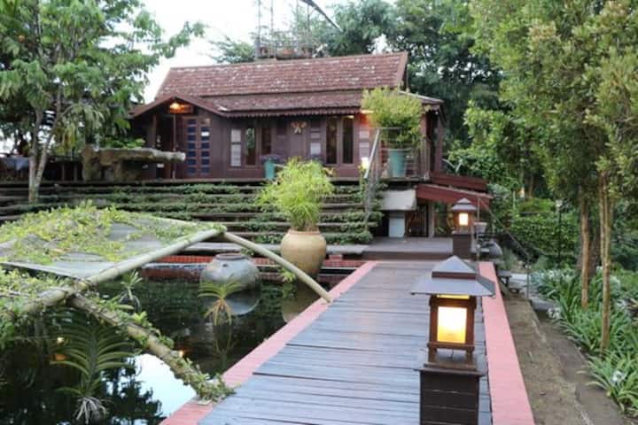 Malihom Twin Bed Barn: Jhana (2 Guests) - Balik Pulau