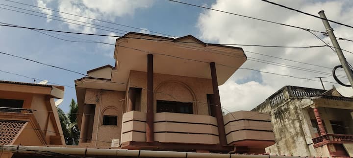 Srivalsam Homestay Kalpathy - Palakkad