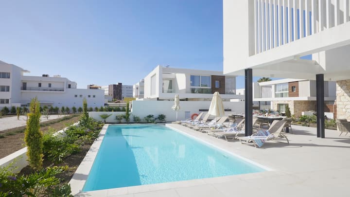 7 & 8 Nbv Villas Nissi Beach Cyprus In The Sun - Cyprus